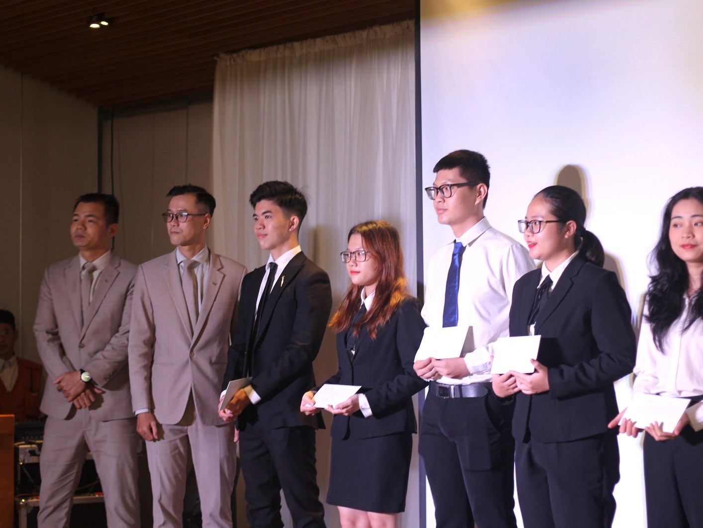 Food & Beverages Practical Module Graduation Ceremony for Hospitality ...